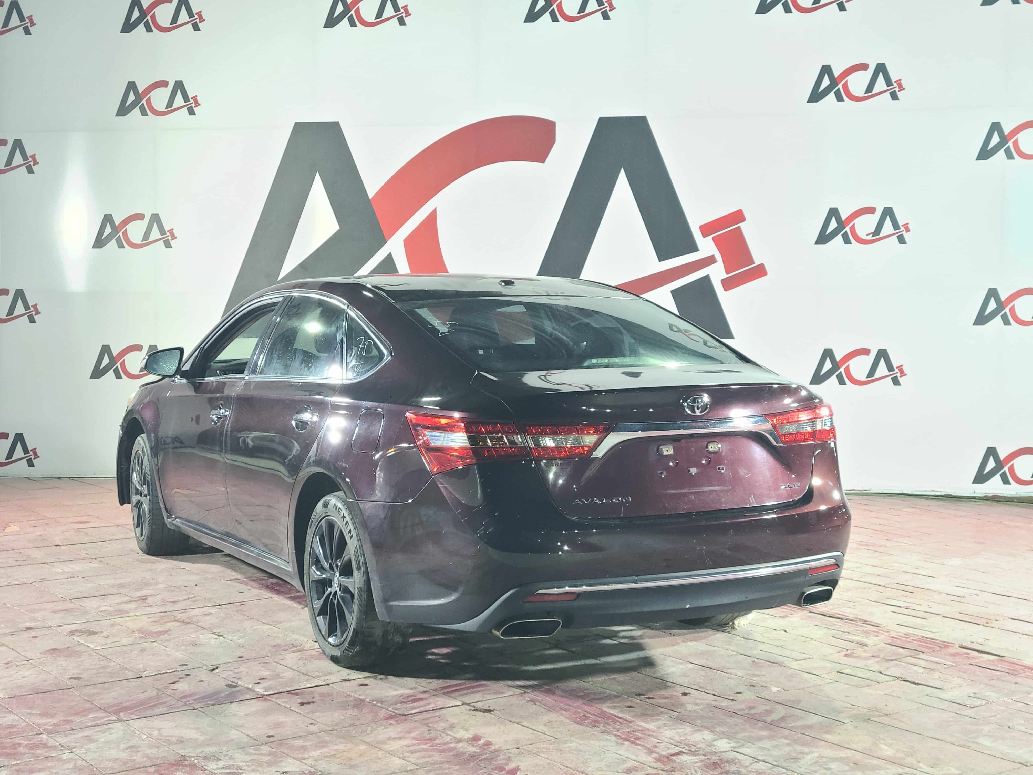 Al Qaryah Car Auction In Sharjah, Dubai UAE | Salvage car auction